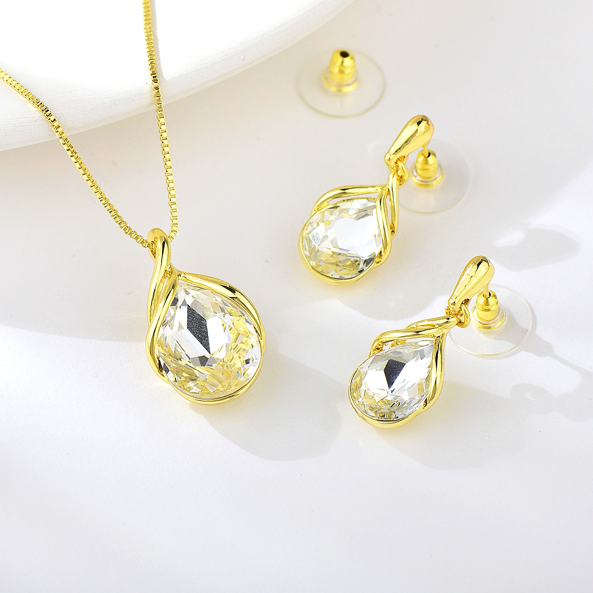 Beautiful Artificial Crystal Geometric 3 Piece Jewelry Set
